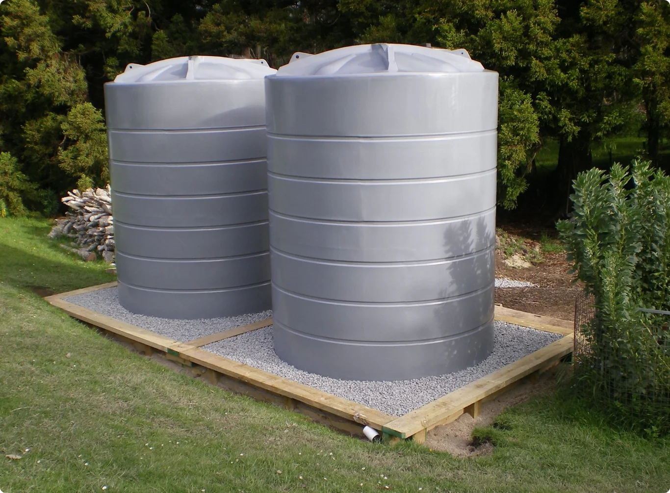 Buy More Large Tanks, Save More - Aqua Tanks